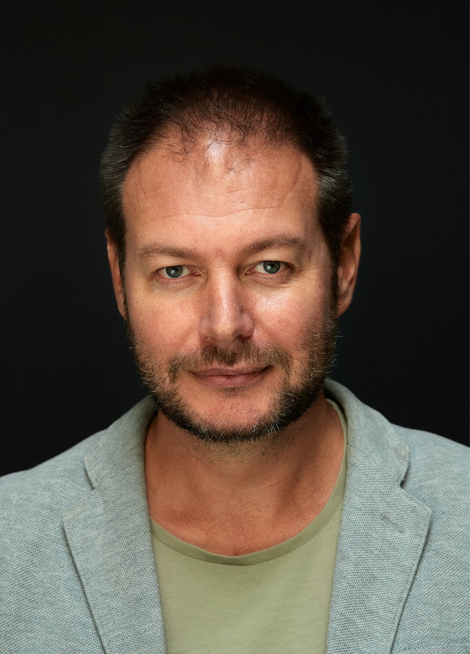 Jonathan White THE NEW INSTITUTE - THE NEW INSTITUTE