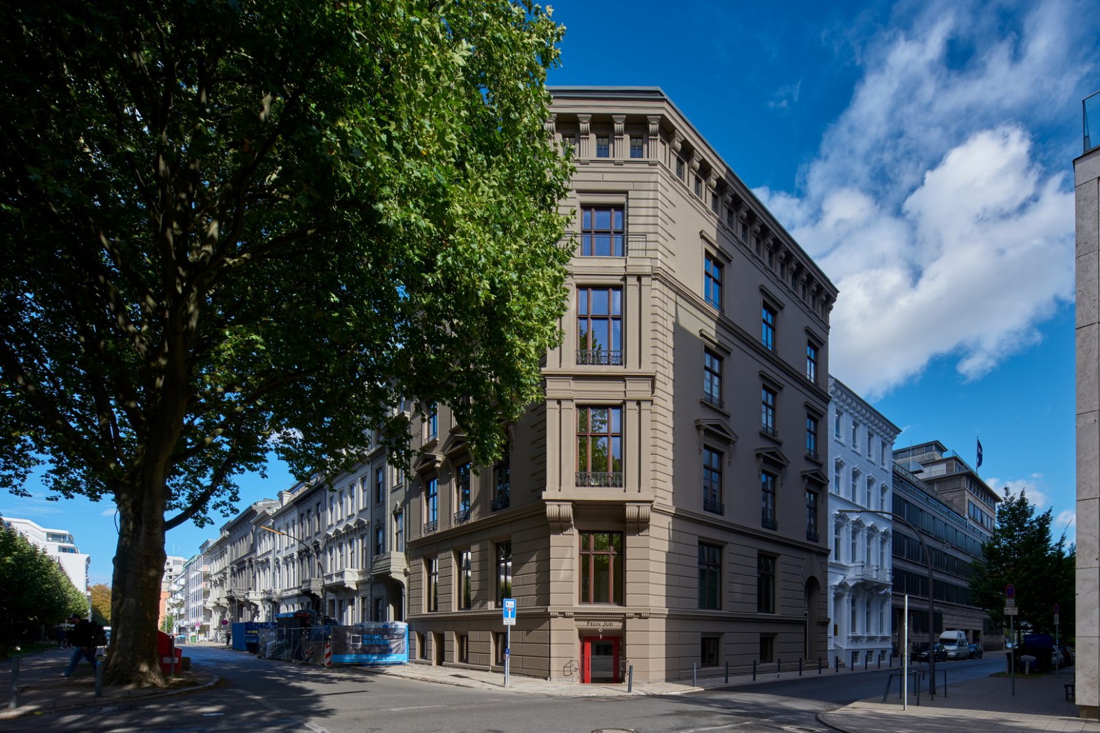 Events THE NEW INSTITUTE - THE NEW INSTITUTE